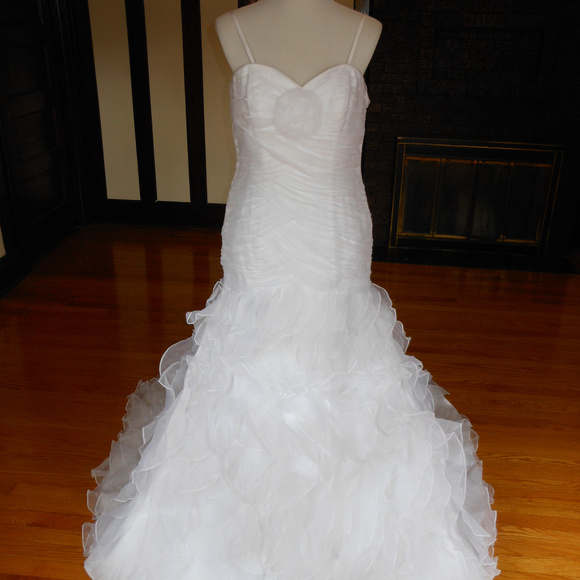 Dresses | Wedding Dress Sample | Poshmark
